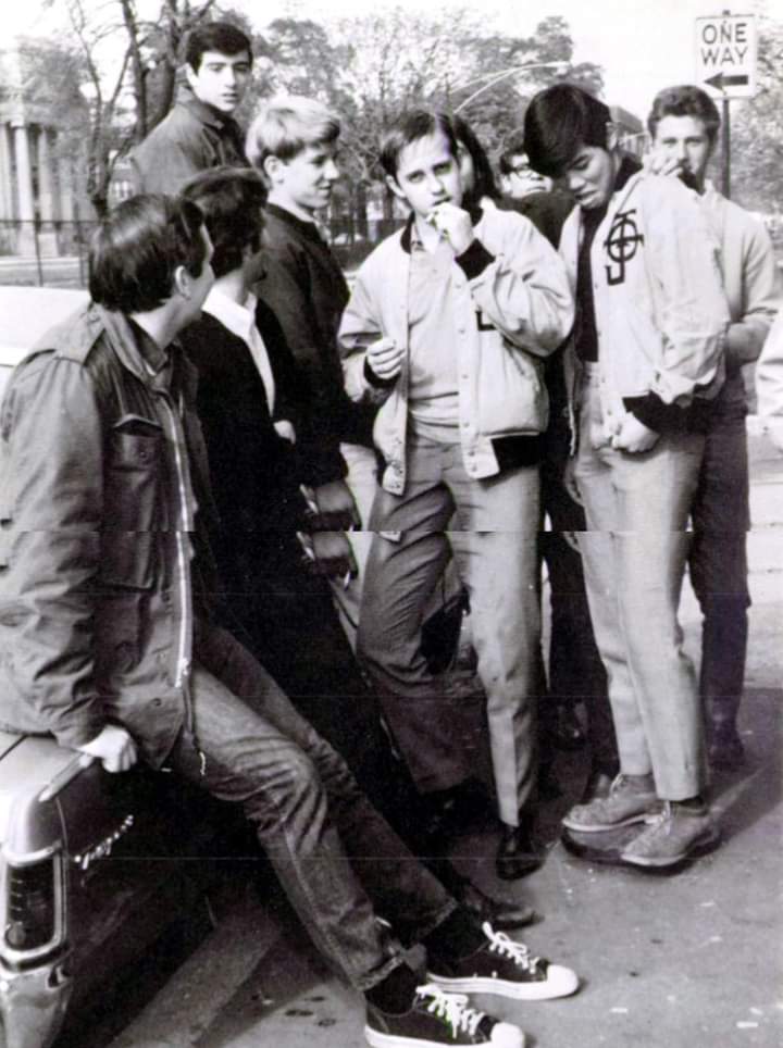 Thorndale Jag Offs - Chicago Gang History